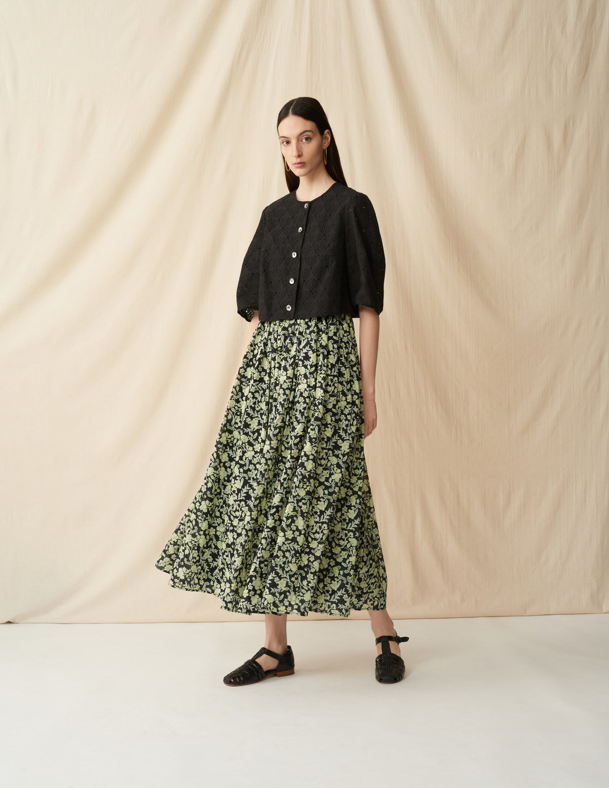 MARIHA(マリハ) リゾートドレス バラの蕾のジャケット Lace Arabesque/Black